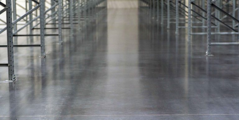 ¿Qué es una solera de hormigón? Tipos y usos más populares. - Pavex